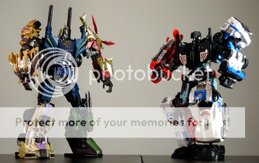 Microblaze Creations Military Titans - Unofficial Voyager Scale FOC ...