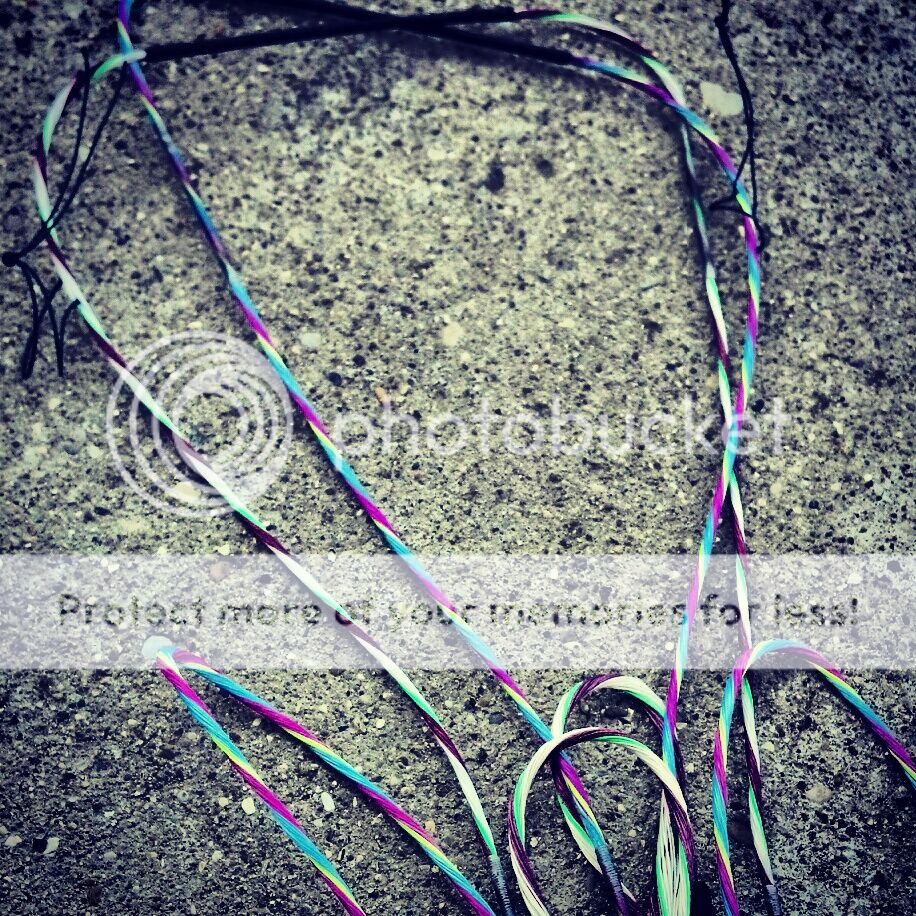 pics of your fluorescent PURPLE bow strings | Archery Talk Forum